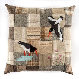 Quilting Antics Pattern | Low Tide Cushion